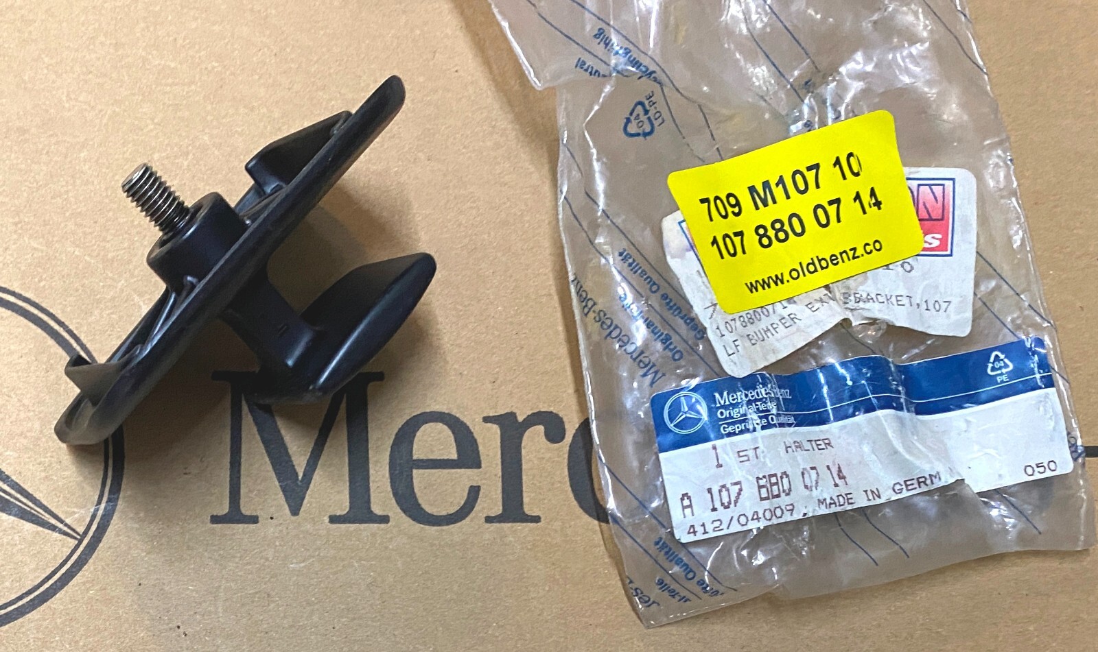 Mercedes W107 380SL,560SL LEFT FRONT BUMPER EXTENSION SLIDER 1078800714 ...