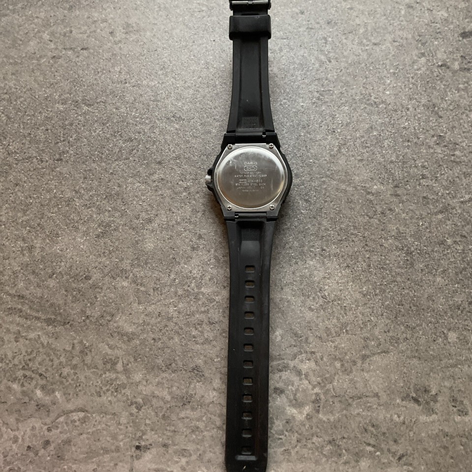 Casio HD Watch Mens 40mm Black Case 2719 MW-600 Gold Dial With Date B-P ...