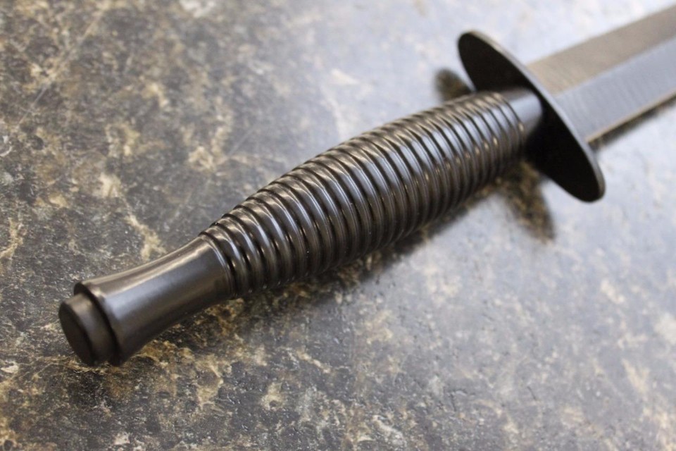 William Rodgers Fairbairn Sykes Commando Knife Black SHEFFIELD ENGLAND ...