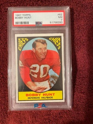1967 Topps Football Card# 62 Bobby Hunt Kansa City Chiefs PSA 7 NEAR ...