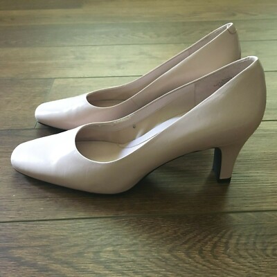 EASY SPIRIT "MYRTLE" Lycro Heels Womens 7M Pumps Pastel Pink | eBay