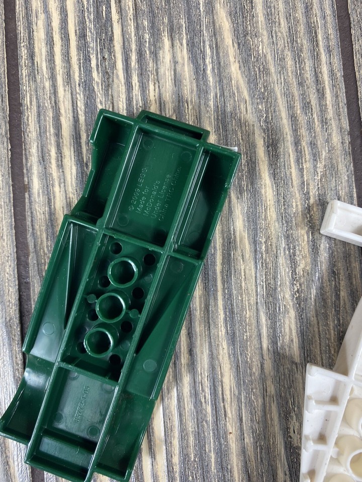 Lego Turbo Racers Green White 2 Replacement Pieces Parts 2009 McDonalds ...