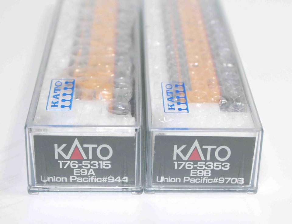 N KATO 176-5315 #944 & 176-5353 #970B Union Pacific Engines E9A/E9B DCC ...
