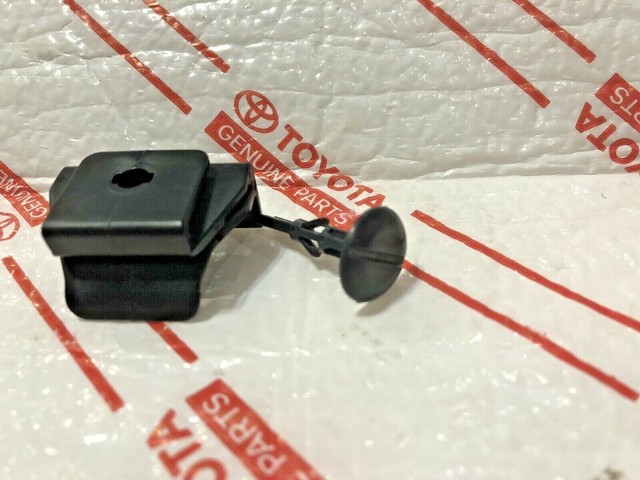 Lexus 5387958010 Genuine OEM Factory Original Bumper Cover Retainer for ...