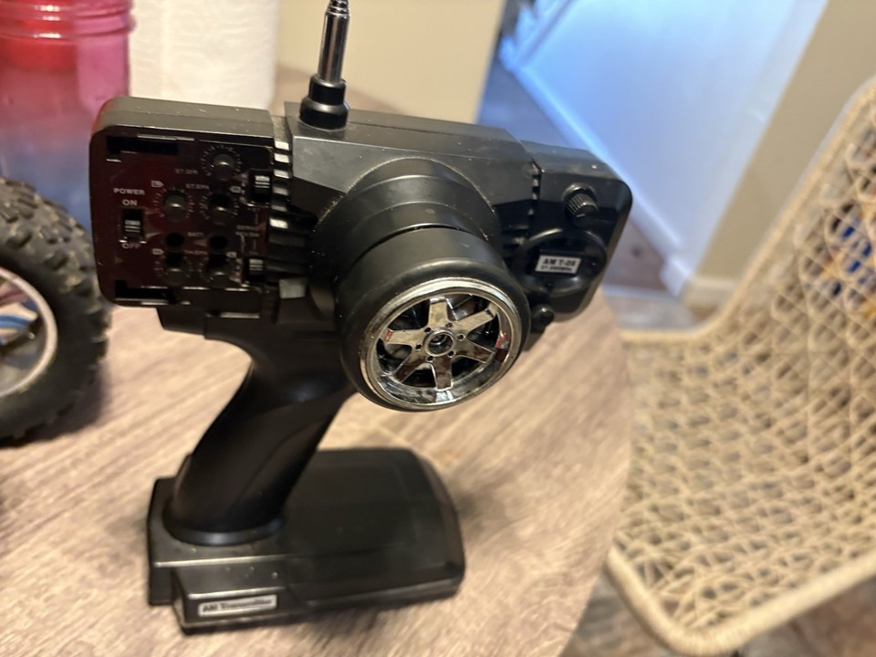 Redcat Racing Lightning STR-R 1/10 AWD Nitro Touring Car for Parts or ...