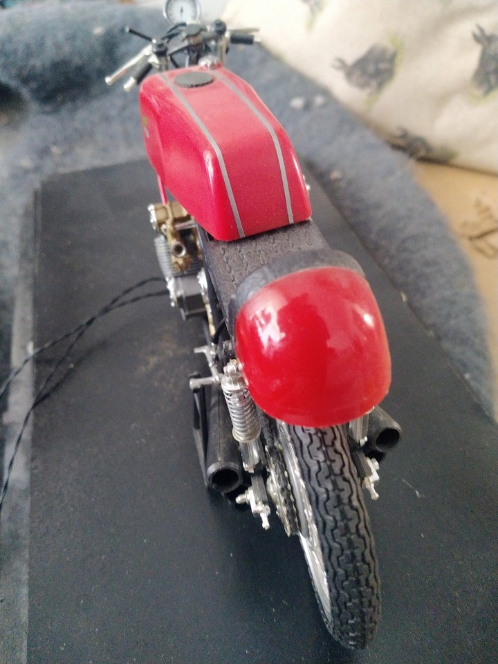 model kit of a Honda 6-cylinder motorcycle, specifically a Protar 1/9 ...