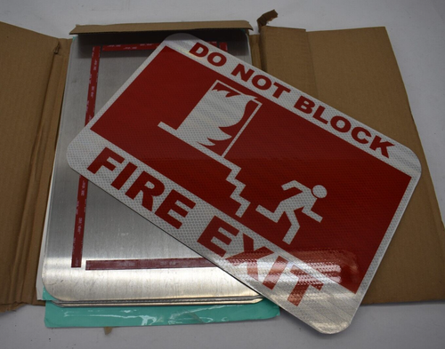 Lot of 5 Do Not Block Fire Exit Metal Reflective Signs Aluminum 12" x ...