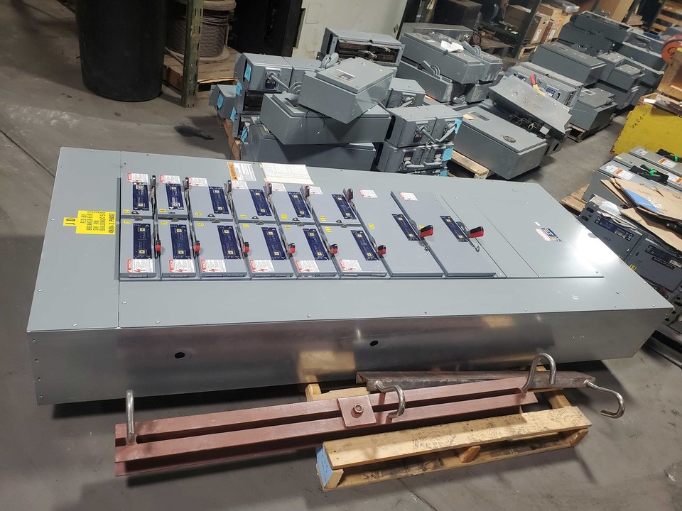 Square D QM3890B Panelboard Box Series E 3PH 4 Wire with 15 QMB ...