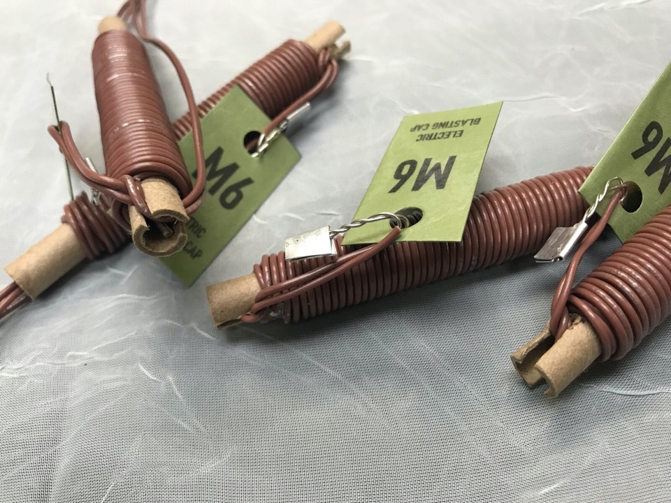 Vietnam war US army inert blast cap (M6) repro. U.S. Army Corps of ...