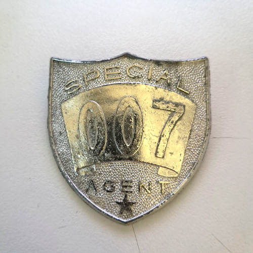 Original 1960’s Lone Star Toys James Bond 007 Special Agent Shield Pin ...