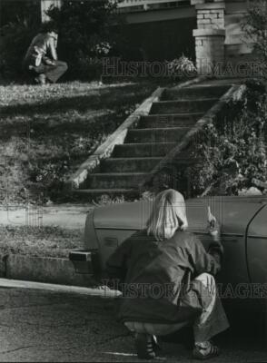 1979 Press Photo Alabama-Birmingham police at house that harbors bank ...