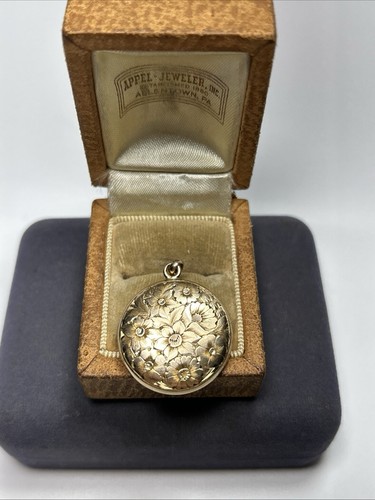 Antique Victorian 14k Solid Yellow Gold Ornate Floral Etched Monogram ...