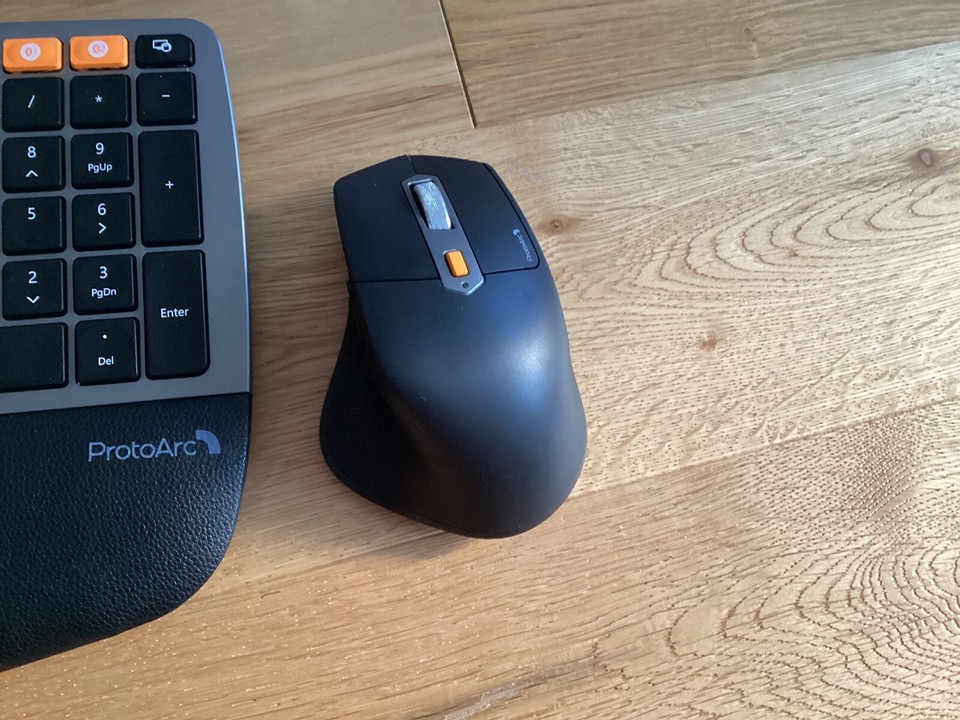 Brand New ProtoArc EKM01 Ergonomic Wireless Keyboard and Mouse | eBay.de