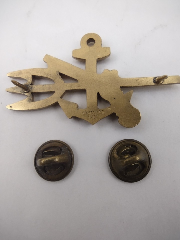 1st Issue Vietnam US Navy Underwater Demolition Team Officers UDT Badge ...