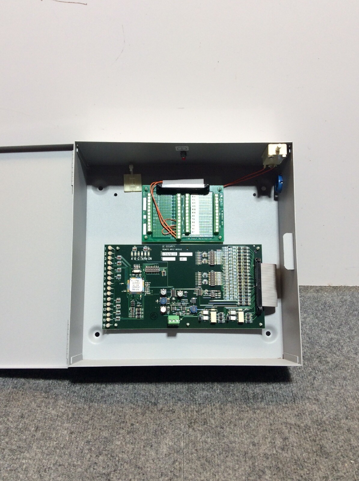 GE Interlogix Security Model RIM16-E1L Alarm INPT Interface Enclosure ...