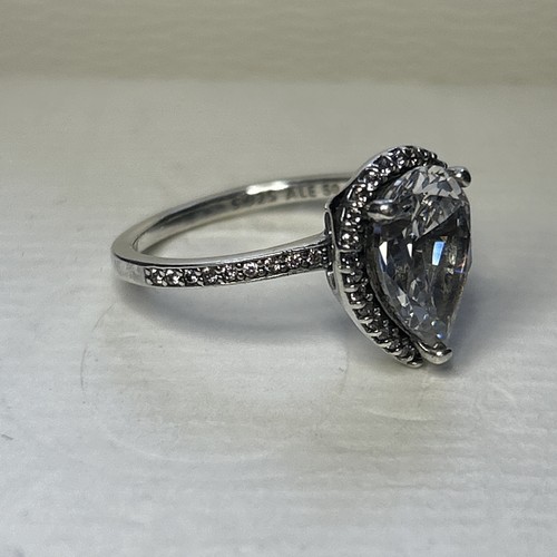Genuine Pandora 🌟 Sparkling Pear/teardrop halo ring 🌟 Size 50 🌟 925 ALE ...