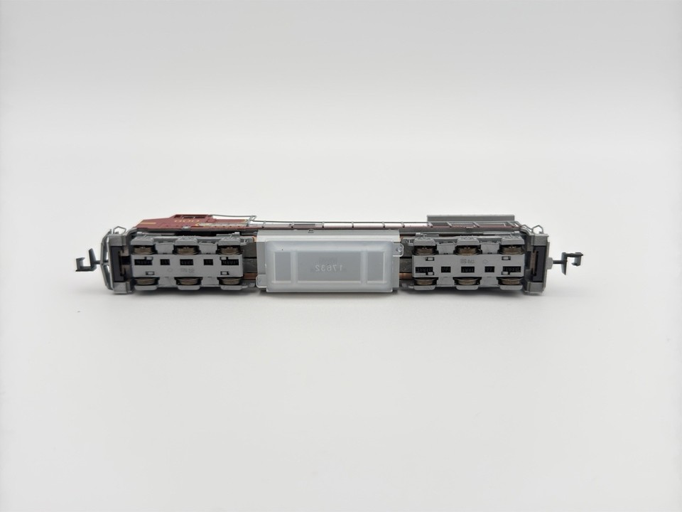 KATO - N - SF - EMD C44-9W Diesel Loco #600 - Train 176-3501 | eBay