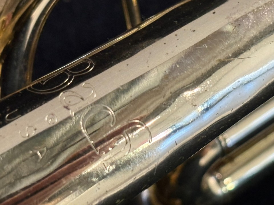 Bach Brass Musical Instrument BB Trumpets With Hard Case & Mouthpiece ...