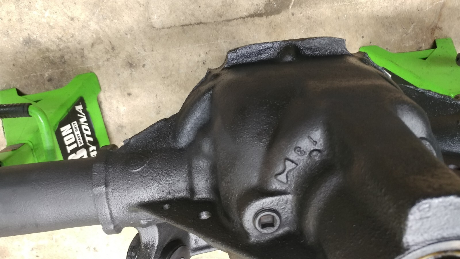 1979-1993 Ford Mustang Rear End Axle Assembly 7.5 Housing | Genuine OEM ...