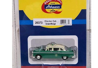 HO Athearn Checker Cab GREEN Striped TAXI CAB! NEW! | eBay