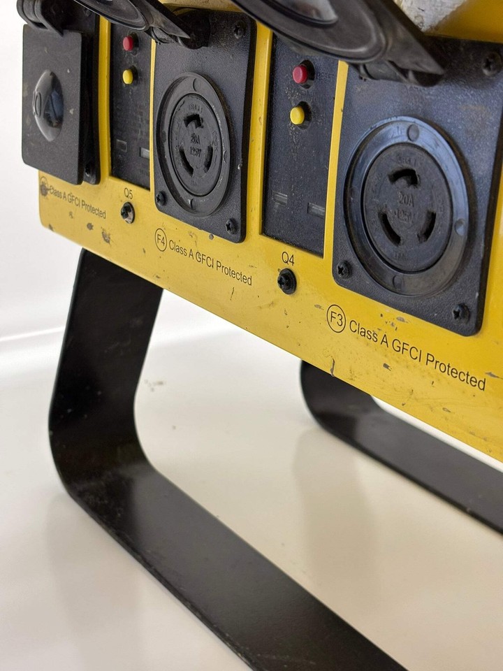 Voltec Industries T-BOX-6L Temporary Power Box with Locking Receptacles ...