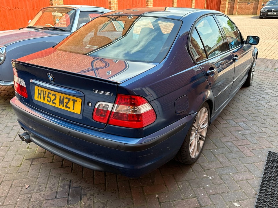 BMW E46 325i Saloon Shadowline Door Top Trim Driver Right Rear ...