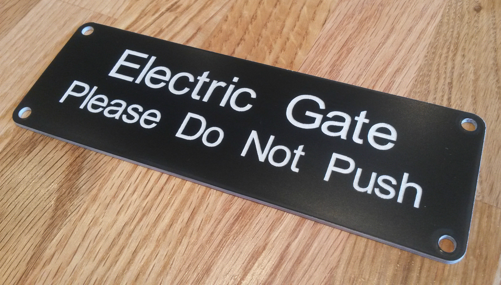 Electric Gate Please Do Not Push Engraved Sign 150mm x 50mm Free ...