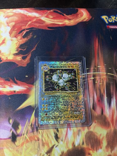 Magneton 28/110 Legendary Collection Reverse Holo NM/LP | eBay
