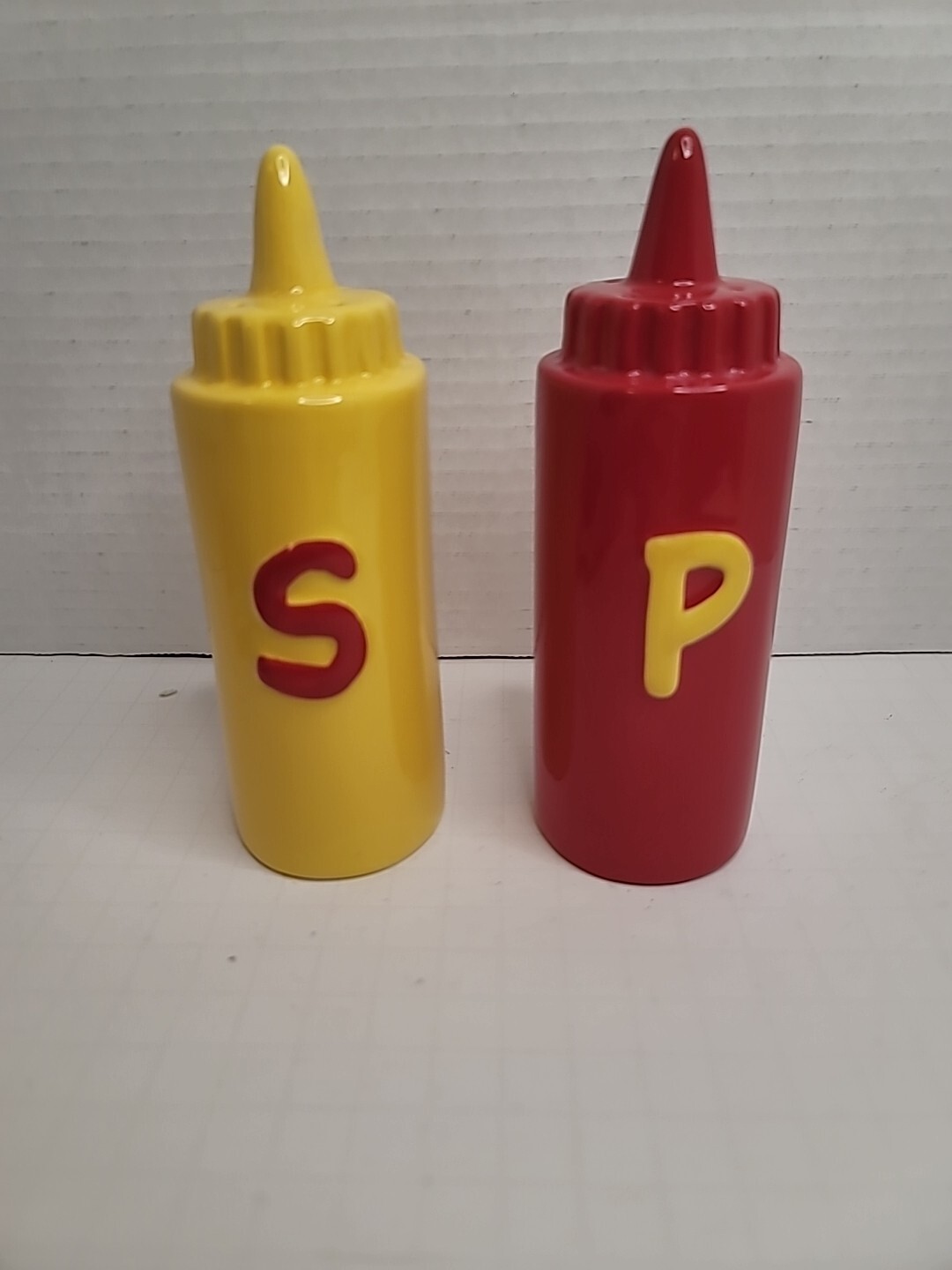 Hallmark Ceramic Restaurant Ketchup and Mustard Salt & Pepper Shakers 6 ...