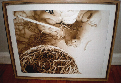 ITALIAN: BABY on CANVAS THICK WOOD FRAME PHOTO FEET IN SPAGHETTI WALL ...