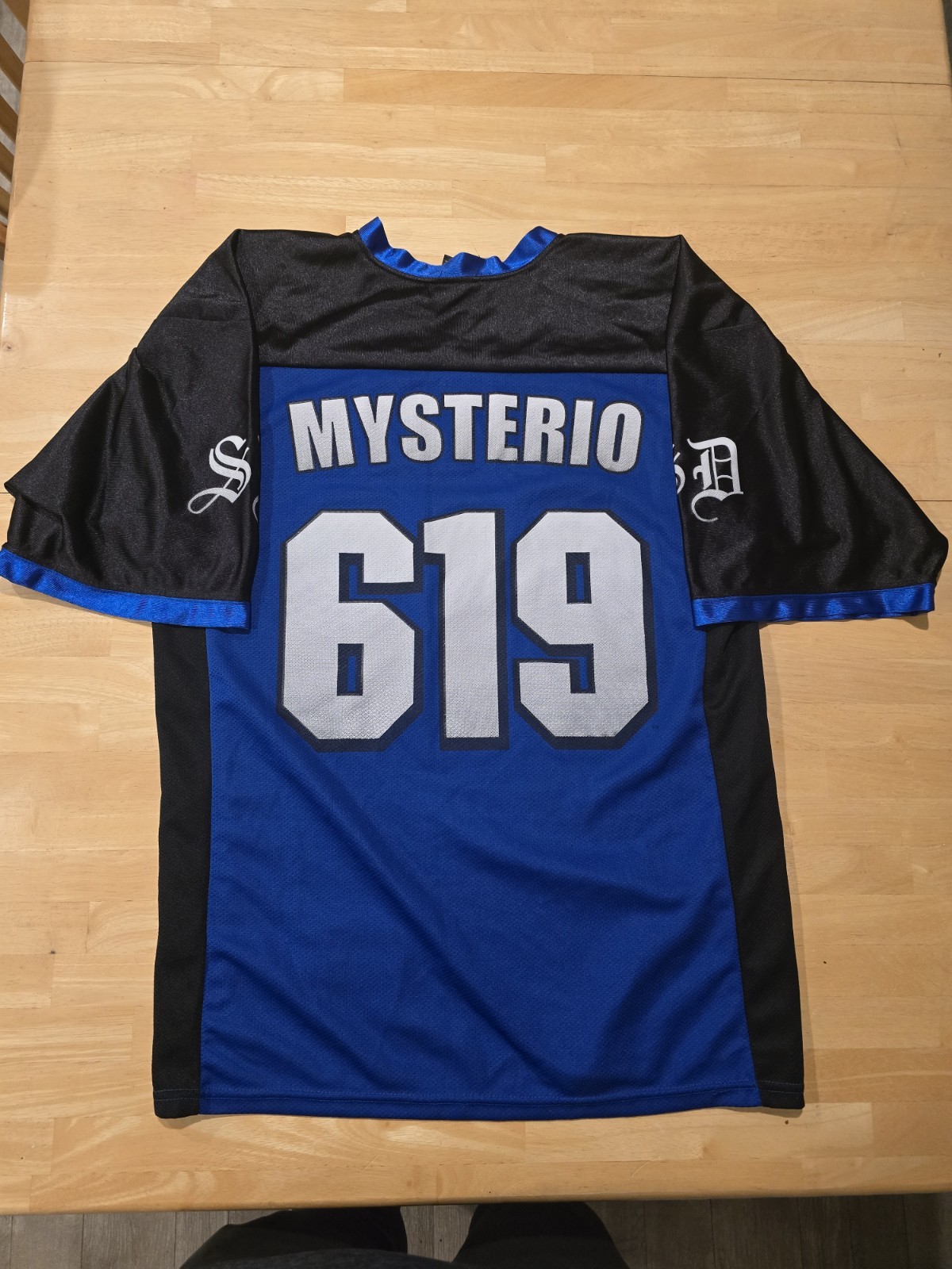 Rey Mysterio 619 Jersey WWE Size L Jersey Shirt 2004 Wrestling | eBay