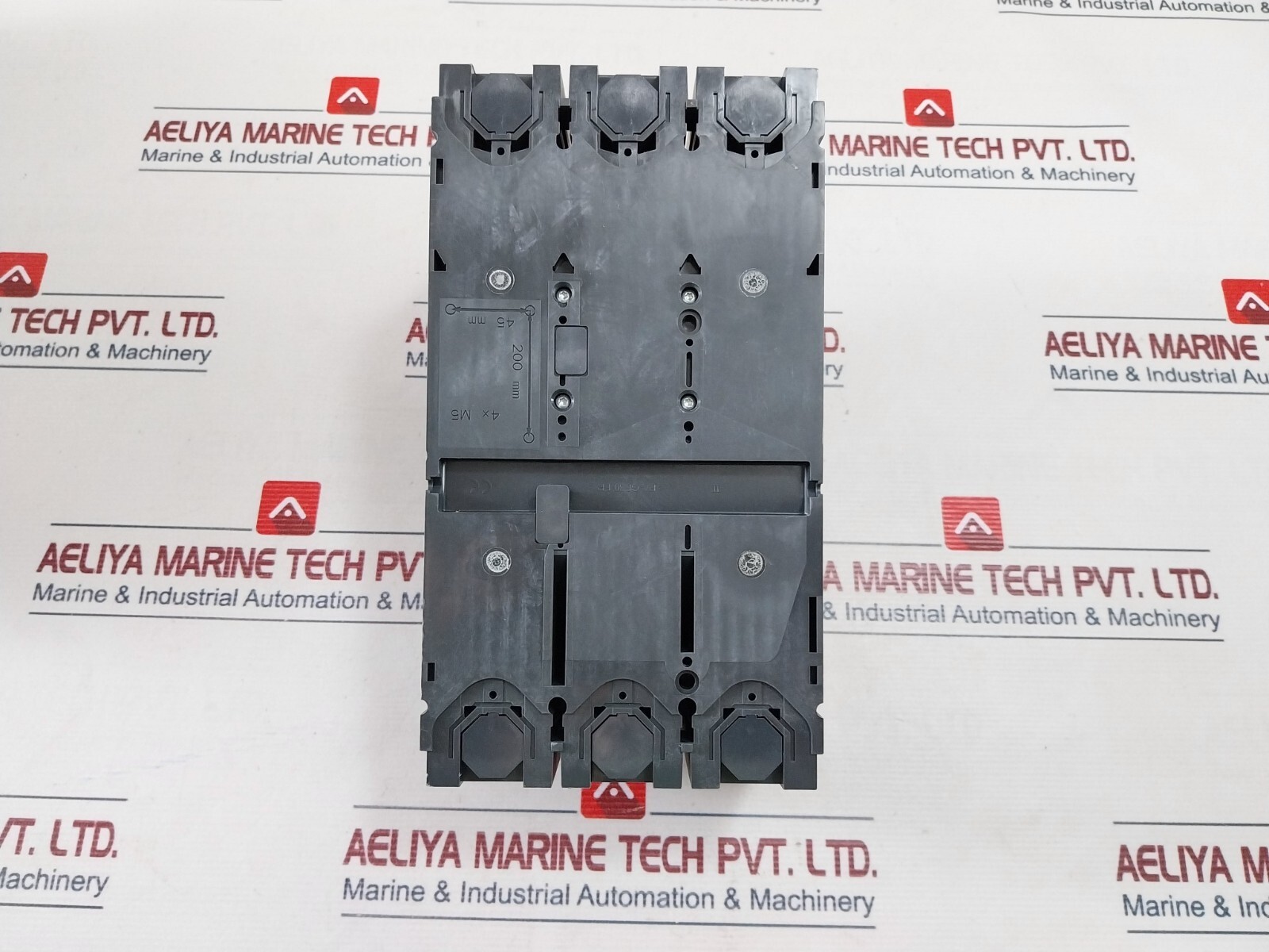 Schneider Electric NSX400N Compact Circuit Breaker/Switch-Disconnector ...