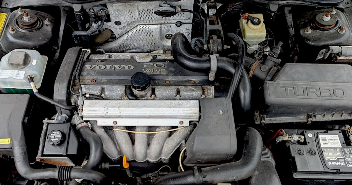 Porsche Helped Tune the 1996 Volvo 850R Wagon