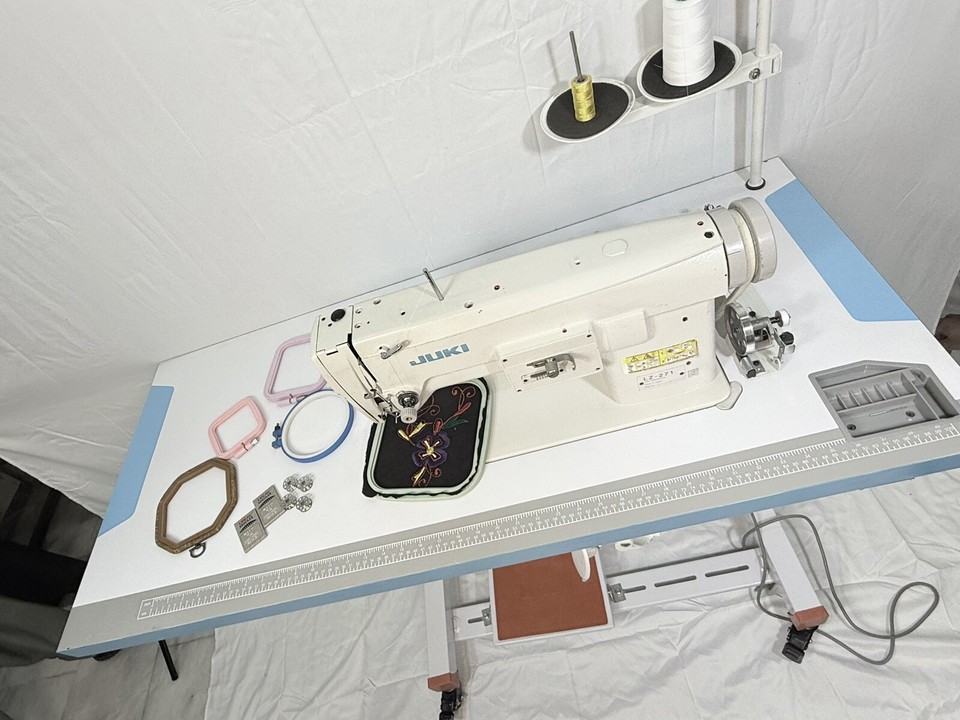 Juki LZ-271 zig zag freehand Irish embroidery industrial sewing machine ...