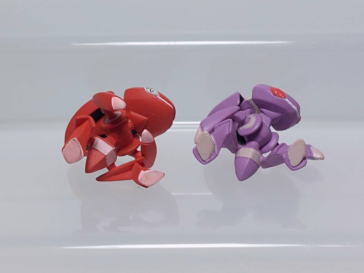 Red Genesect Figure