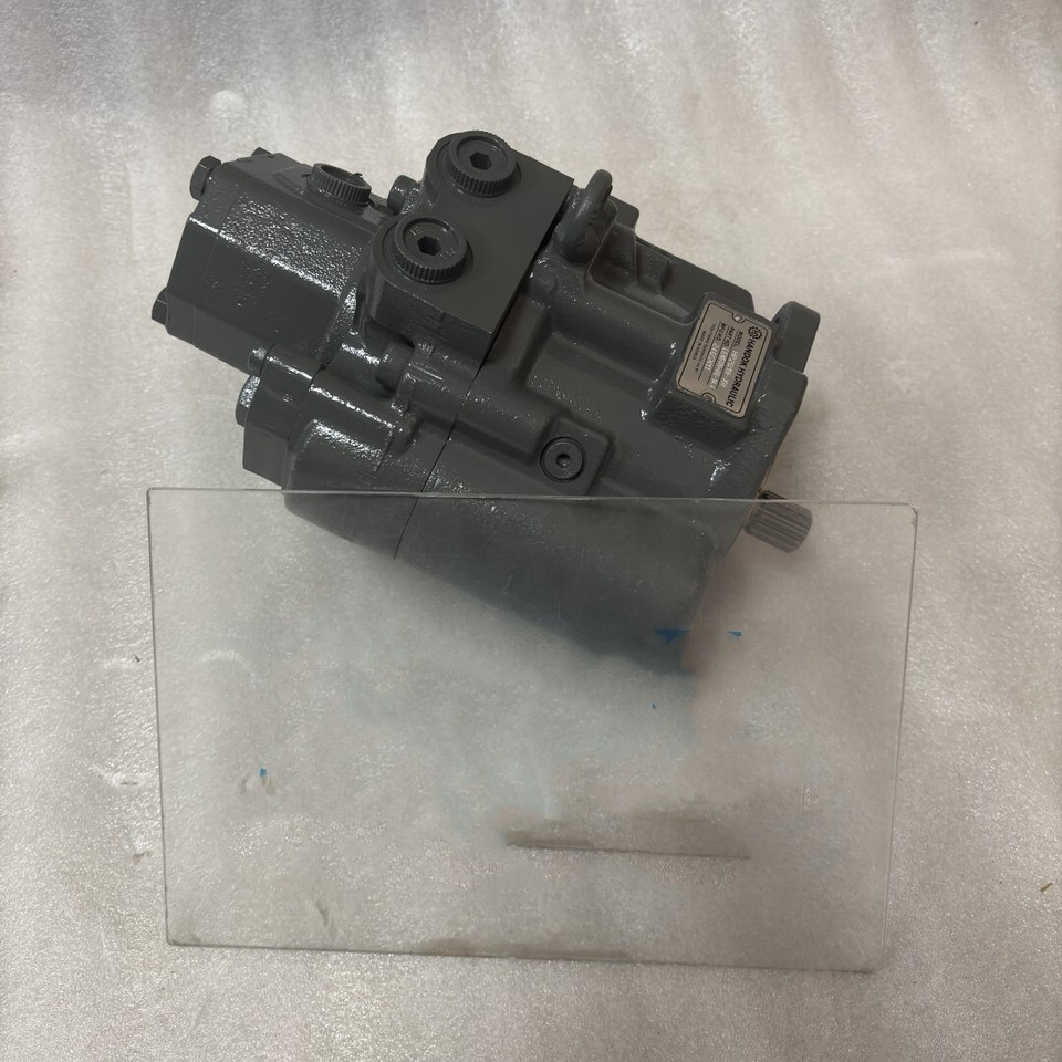 Hydraulic Pump AP2D12LV1RS7-966-1 6680010 6676165 For Bobcat 331 331E ...
