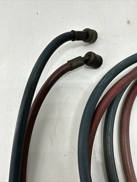 Robinair Model 34700 AC R134 Recovery Recycling Recharging Machine for ...