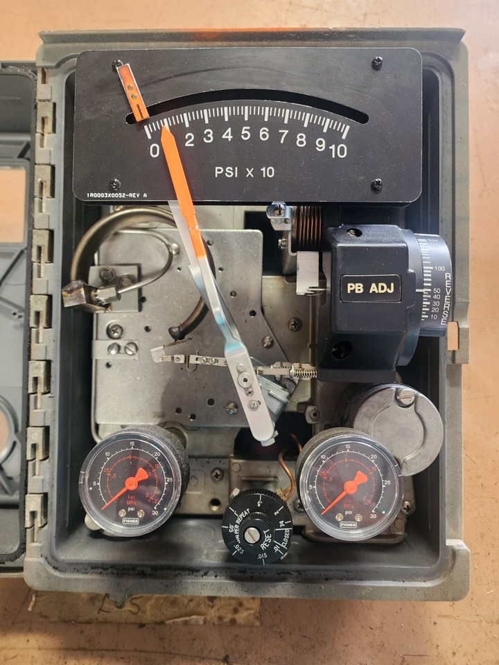 Fisher Controls Wizard 0-100 PSI Model 4195KB | eBay