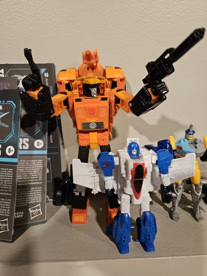 Transformers Age Primes Legacy Cyberworld Sky-Byte Sandstorm Straxus ...