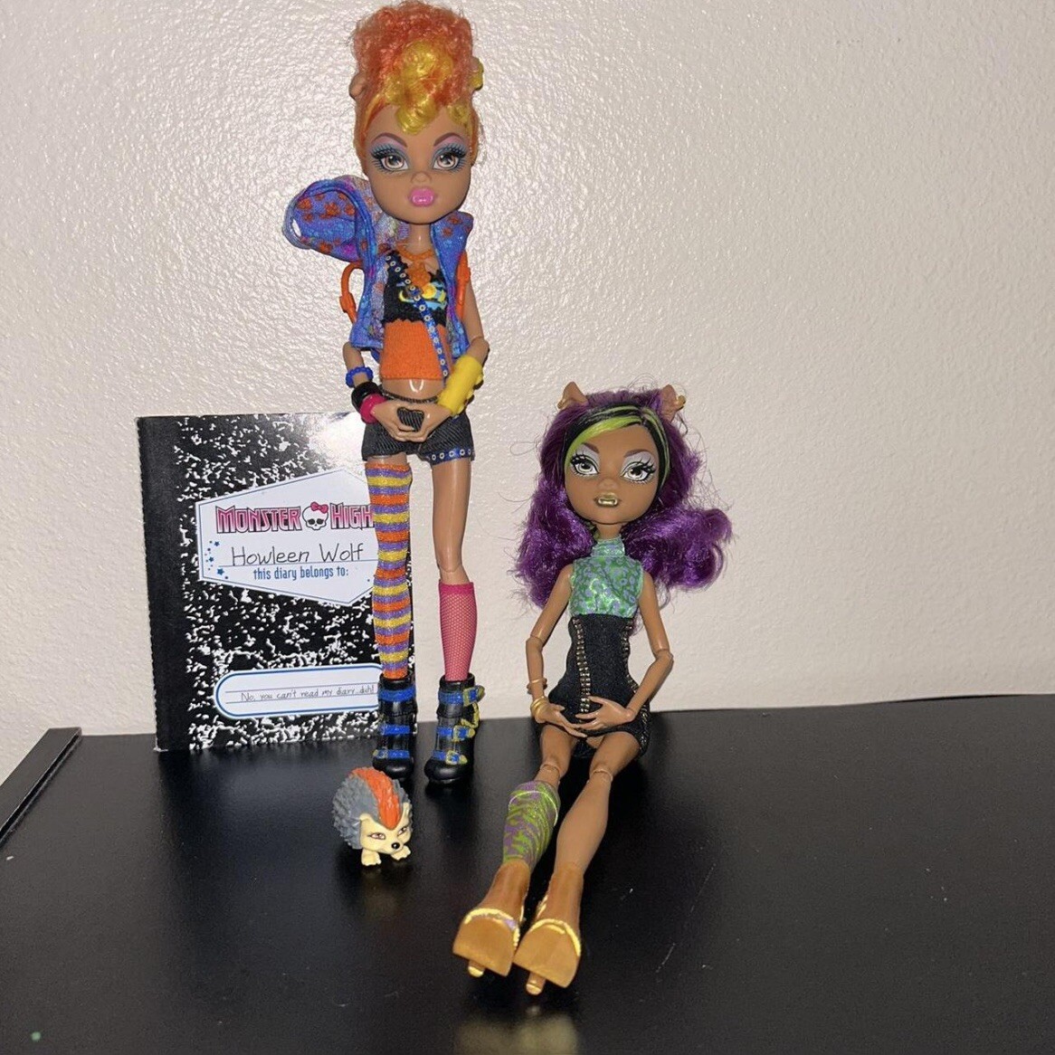 Mattel Clawdeen Wolf/Howleen Wolf Fashion Doll - X5227 for sale online ...