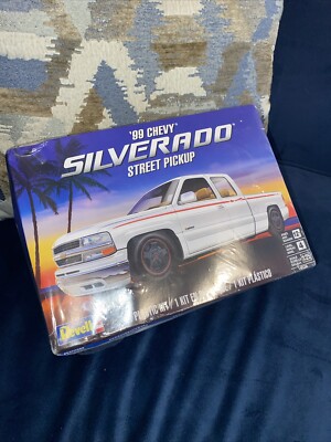 Revell 1/25 1999 Chevy Silverado Street Pickup Plastic Model Kit 14538 ...