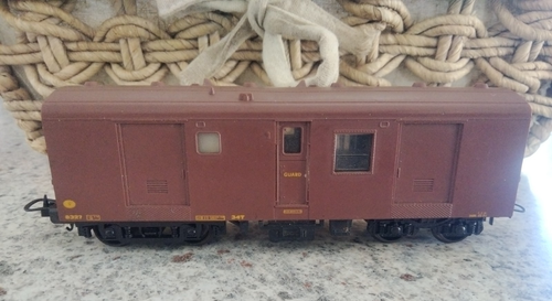 MODEL TRAINS lima VR NSWGR GUARD'S VAN HO SDS AUSTRAINS RUNNING NO 8327 ...