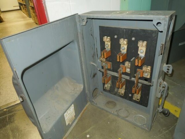 SQUARE D 92355 SER E1 DOUBLE THROW NON-FUSIBLE SAFETY SWITCH 400A 240 ...