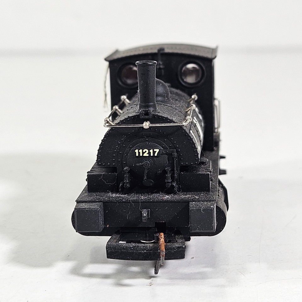 Dapol D1 OO LMS Black 0-4-0T Pug Steam Locomotive 11217 Train Tested ...