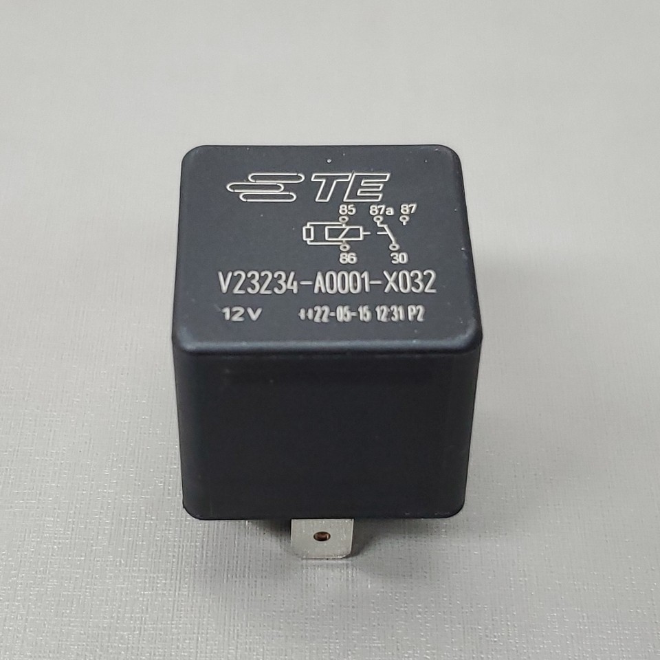 TE connectivity 15 Pack of TRP 12V Relay Switches V23234-A0001-X032 ...