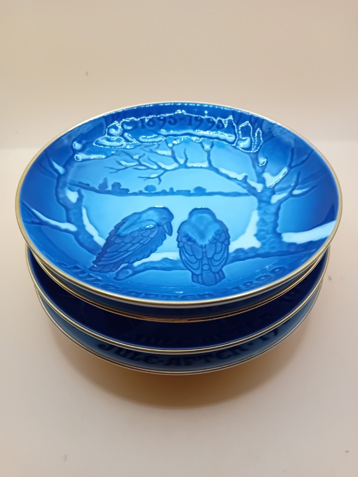 BING & GRONDAL ROYAL COPENHAGEN 4X6, "CHRISTMAS PLATES BLUE GOLD TRIM ...