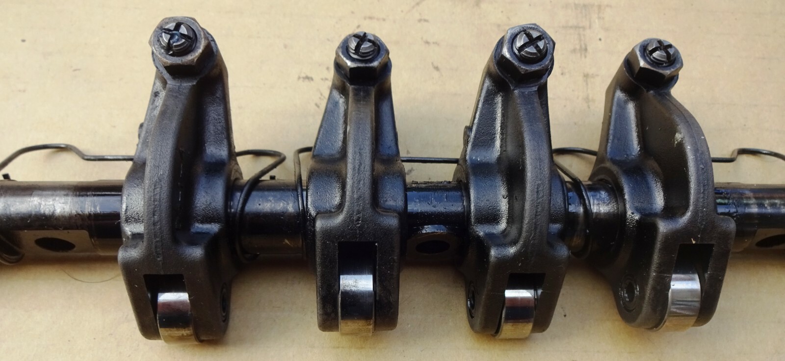 MITSUBISHI LANCER 4D65 D/TD 1,8cc OHC 4PCS ROCKER ARM SHAFT ASSEMBLY ...