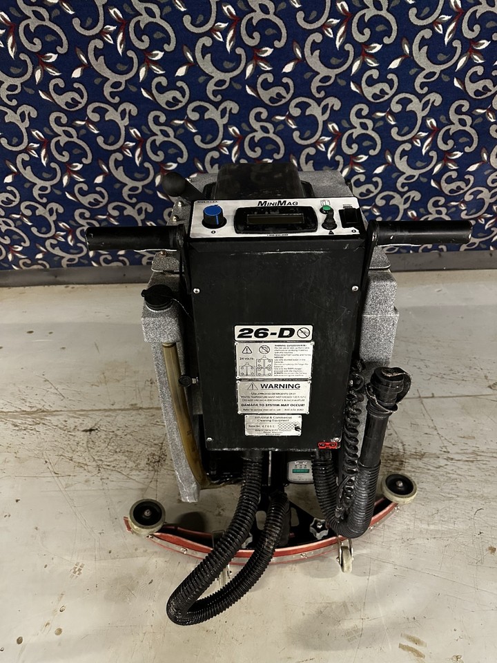 Tomcat Minimag 26D 26" Floor Scrubber with Batteries, Charger and FREE ...