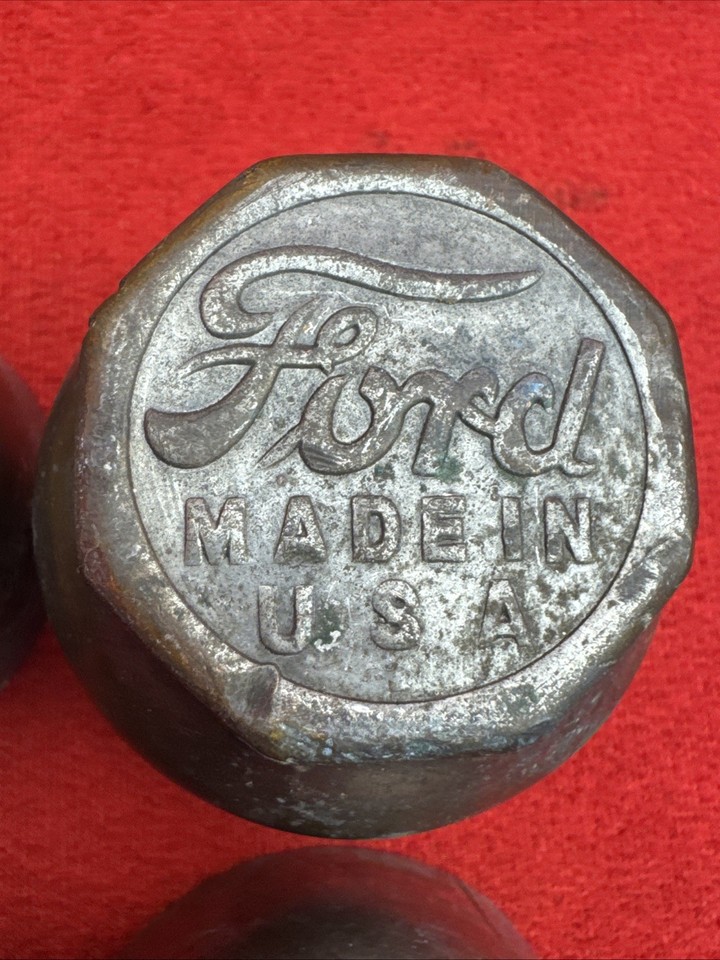 Barn Find Lot Of (4) OG Antique Ford Model T Brass Threaded Center Cap ...