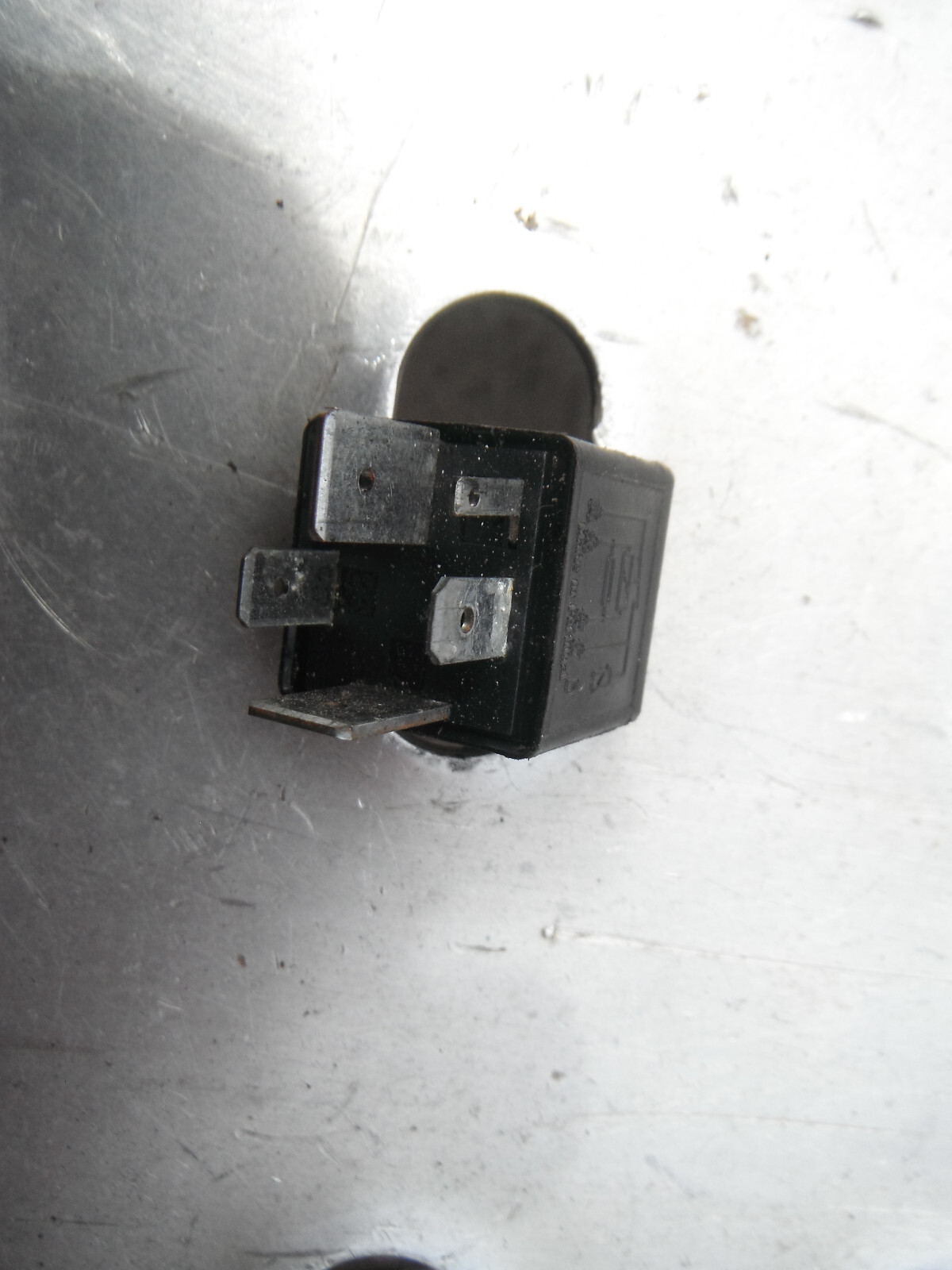 VW 433 General Use Relay 5 Pin AUDI Seat SKODA 3D0951253A Volkswagen ...